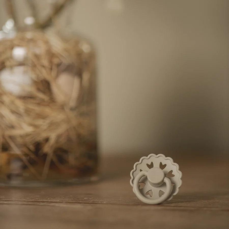 FRIGG Fairytale Pacifiers – From the world of Hans Christian Andersen
